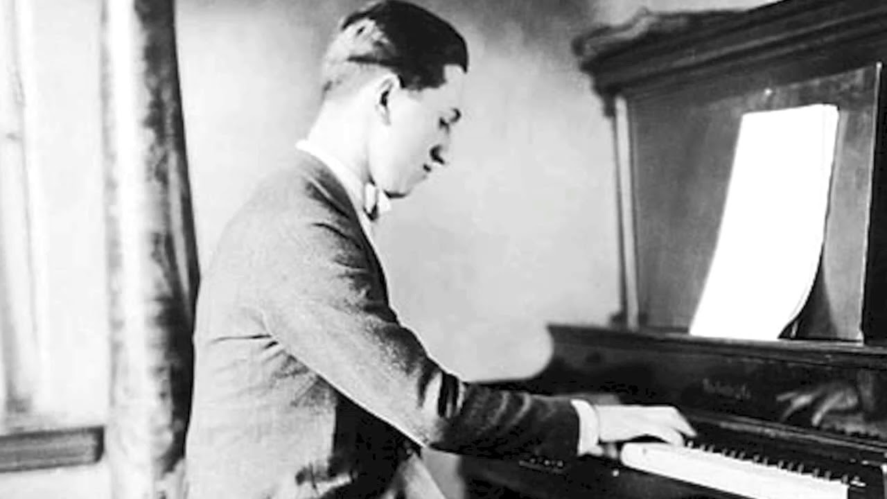 George Gershwin plays Gershwin's "Rhapsody in Blue" (High quality ...