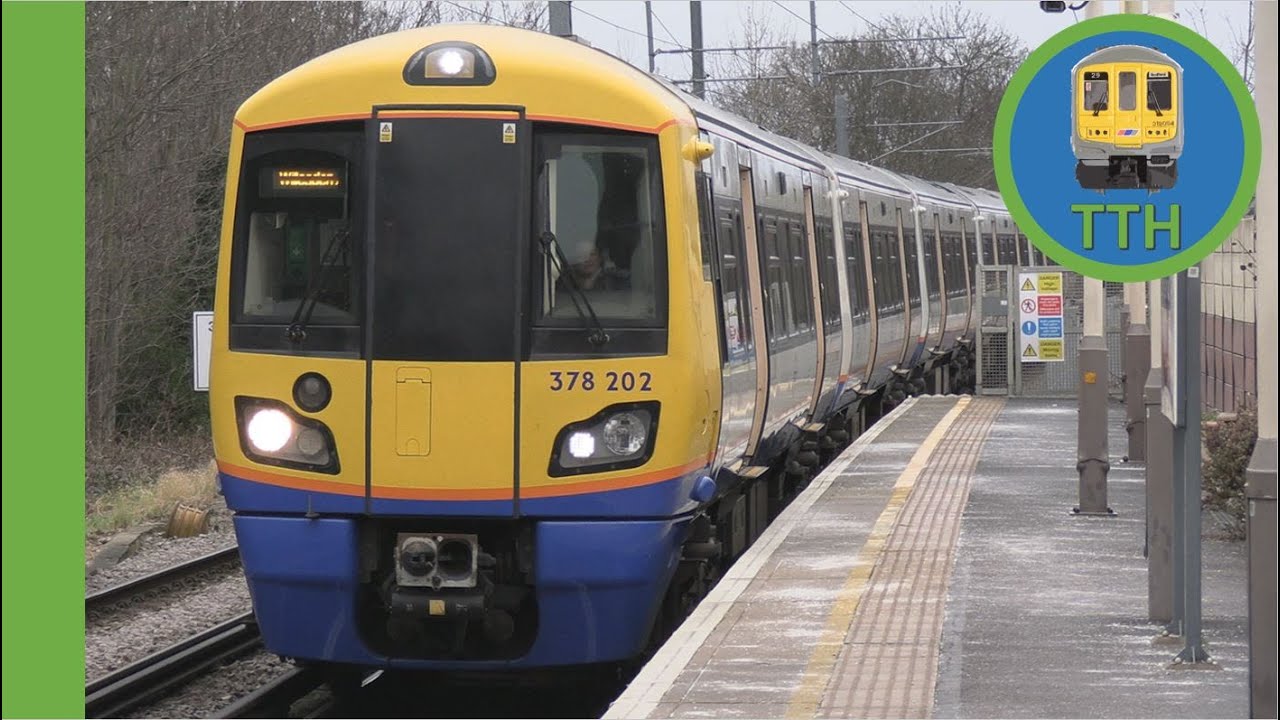 Trains at Acton Central - YouTube