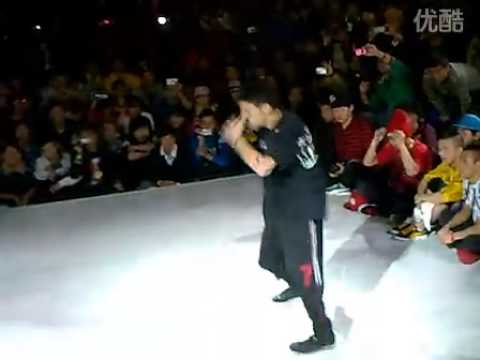 BBOY MACHINE VS BBOY FLEAROCK Final battle - YouTube