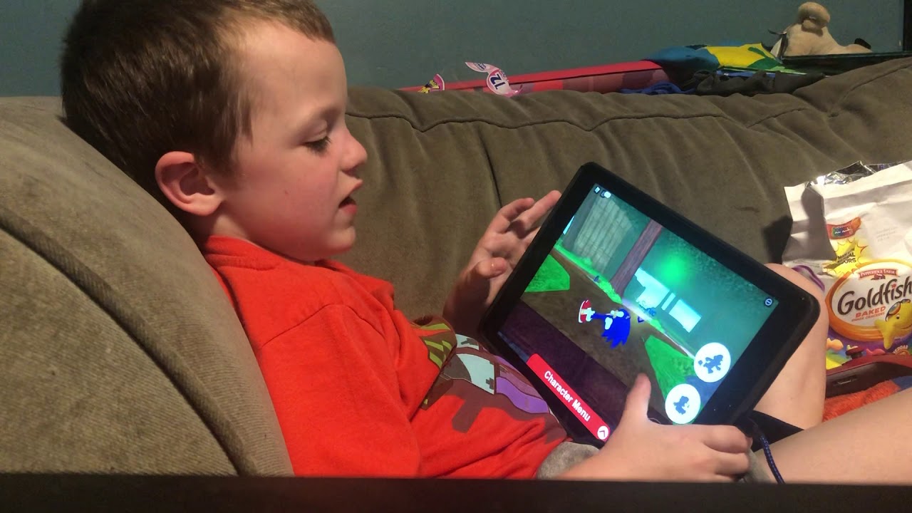 Luca Plays Roblox on his iPad - YouTube