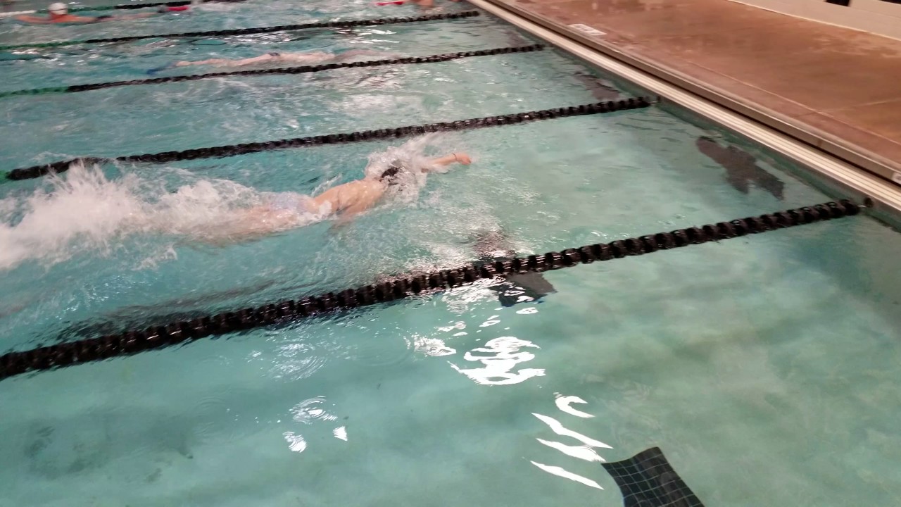 Emily Barrier Turn Above H2O Freestyle - YouTube