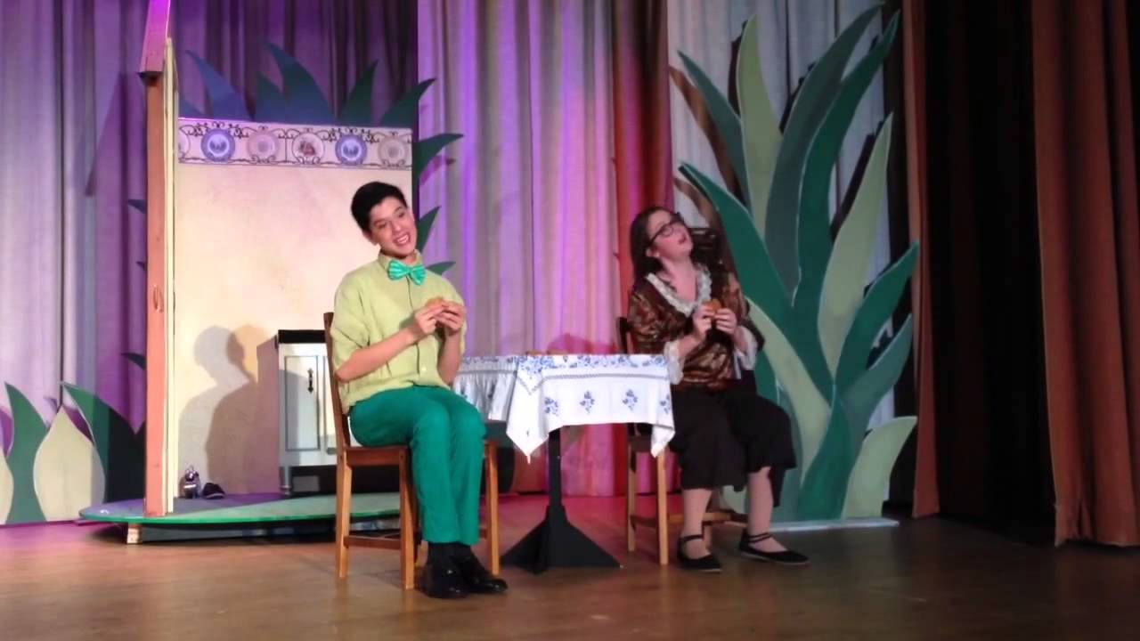 Broadway On Tour Presents: A Year With Frog and Toad - YouTube