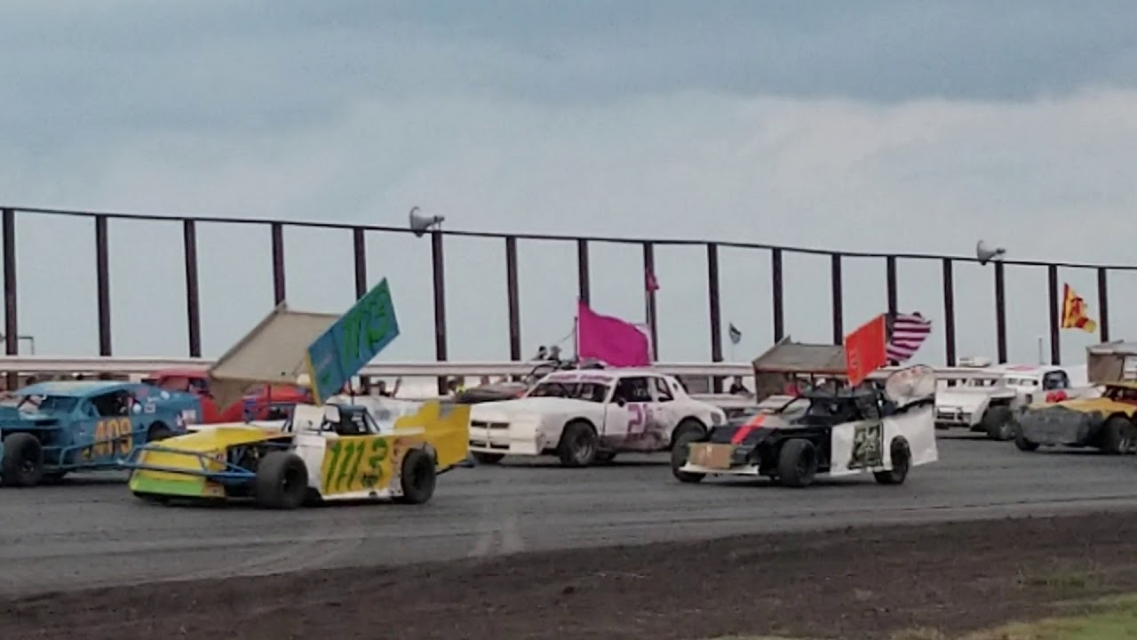 Lonestar 600 parade lap - YouTube