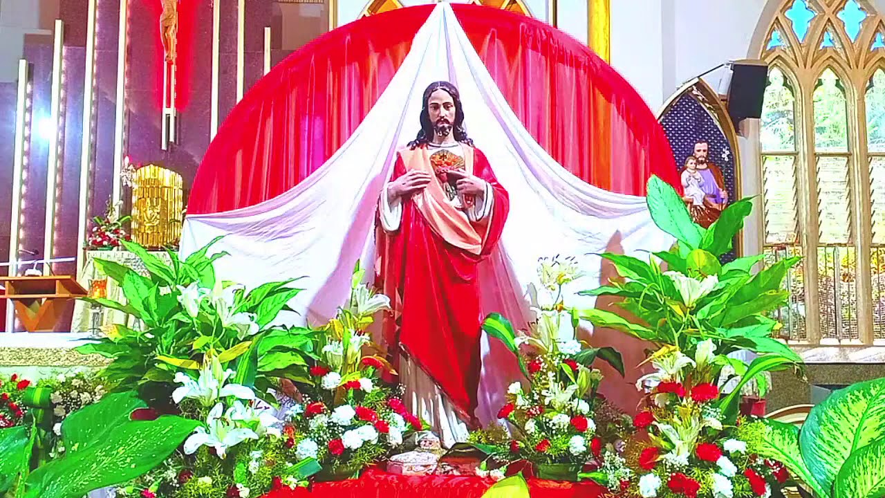 Consecration to the Sacred Heart of Jesus - YouTube