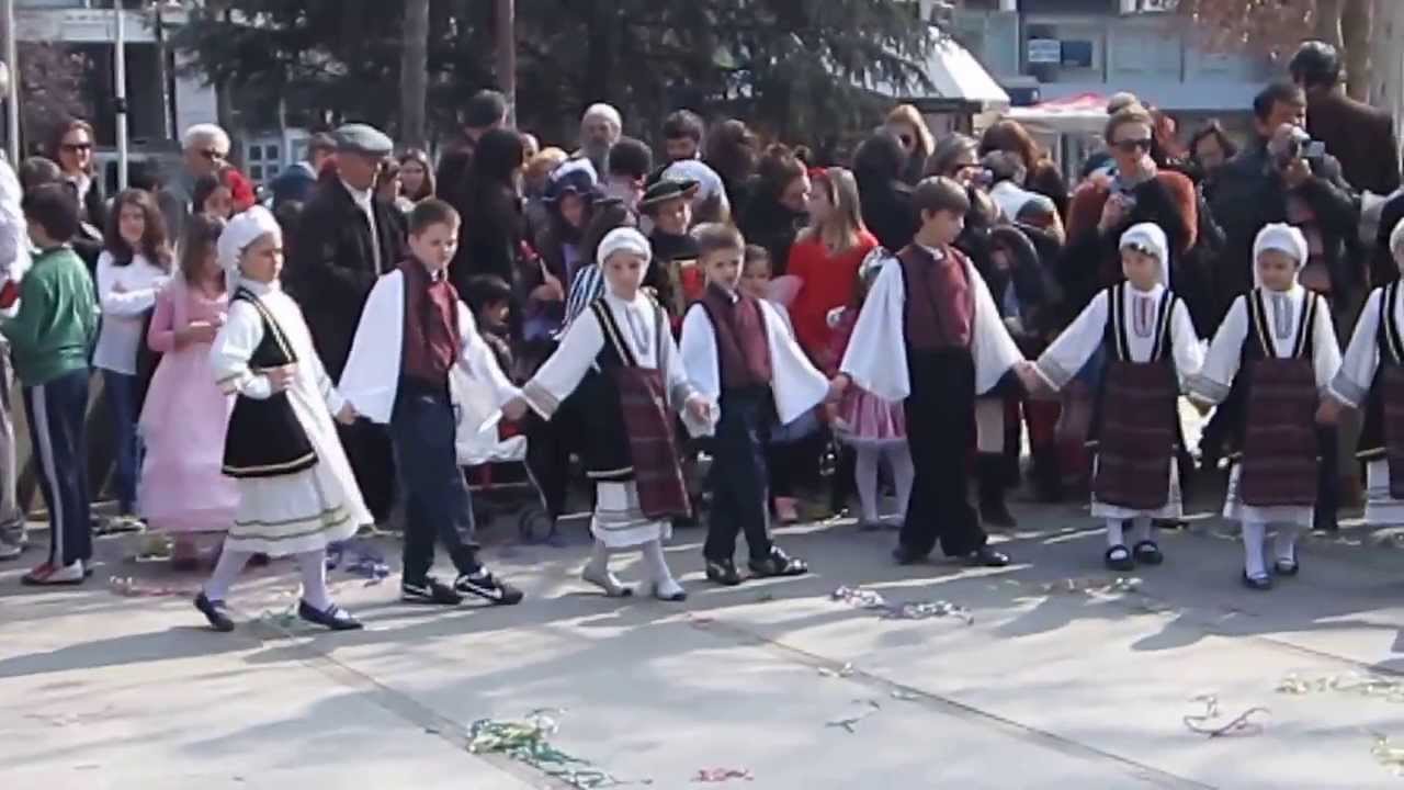 ΣΥΡΤΟ ΣΤΑ ΤΡΙΑ - YouTube