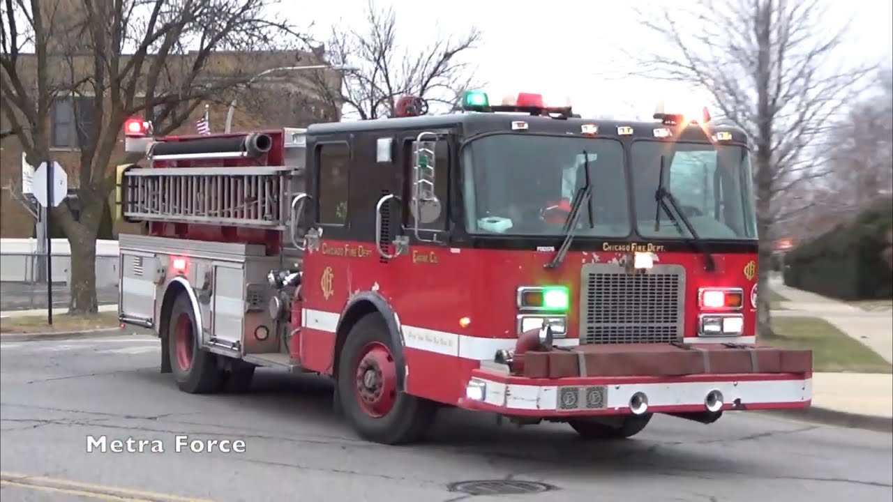 Chicago Fire Dept Engine 125 (Spare) Responding - YouTube