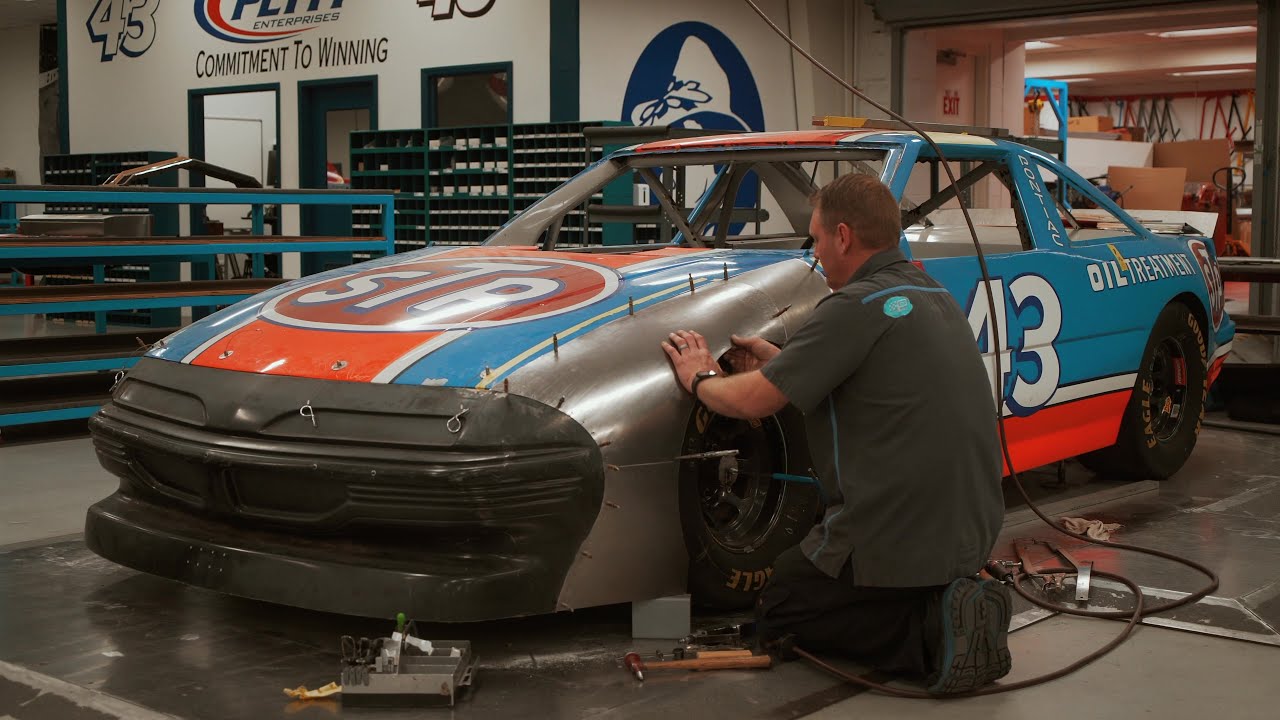 Fabricating the front fender of a 1991 NASCAR Race Car (4K) | Petty's ...