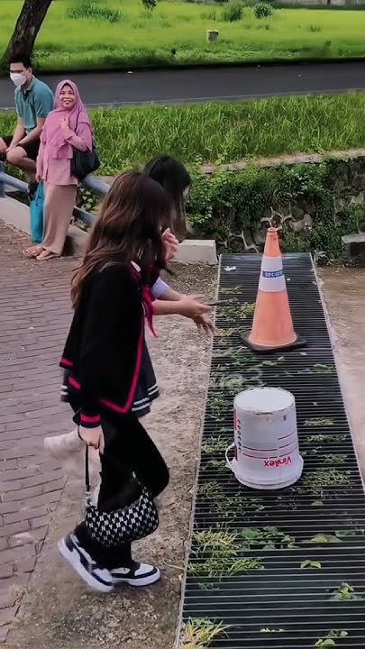 Pipit main ke lokasi syuting magic 5........ - YouTube