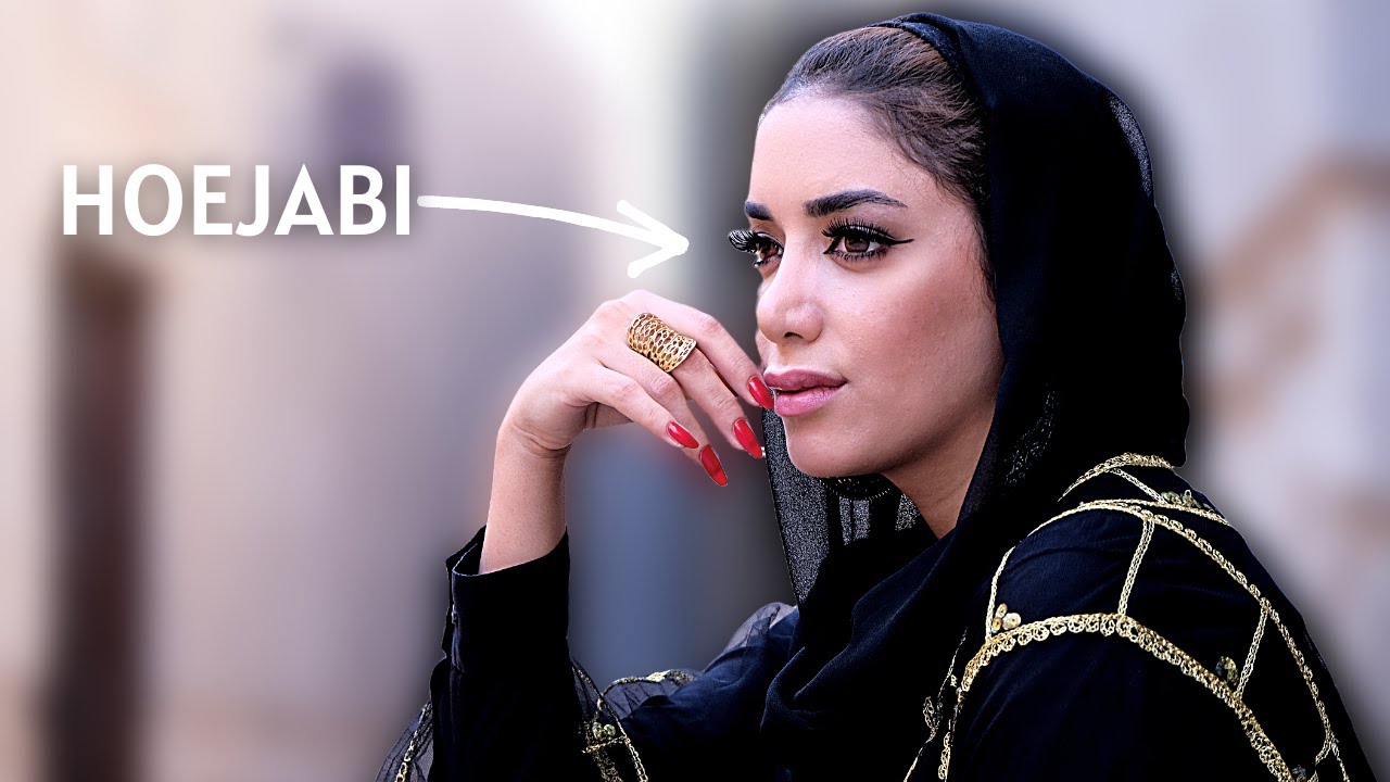 MUSLIM WOMAN SAYS SHE'S A HOEJABI! - YouTube