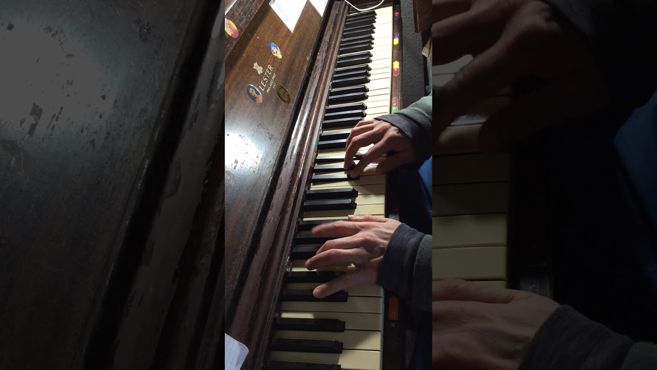 Piano left hand pattern exercise #19 - YouTube