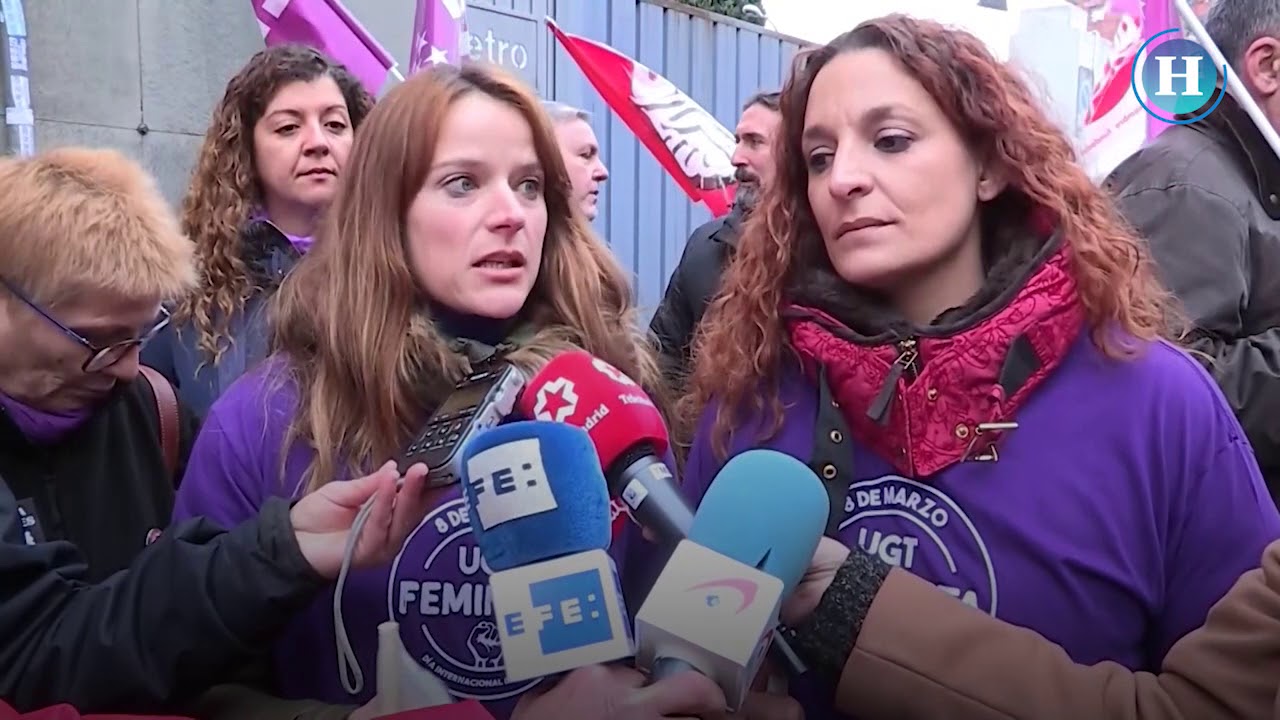 Protestas mundiales por igualdad de derechos de la mujer - YouTube