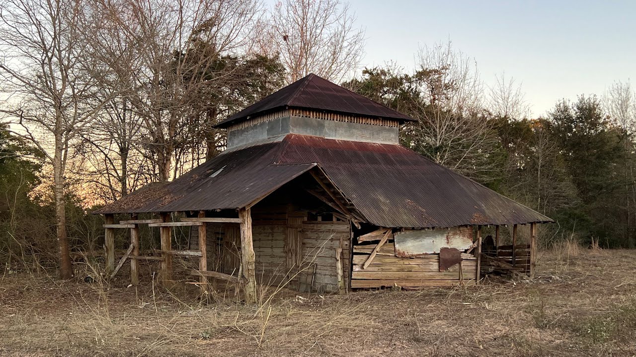 Old Barn Tour - YouTube