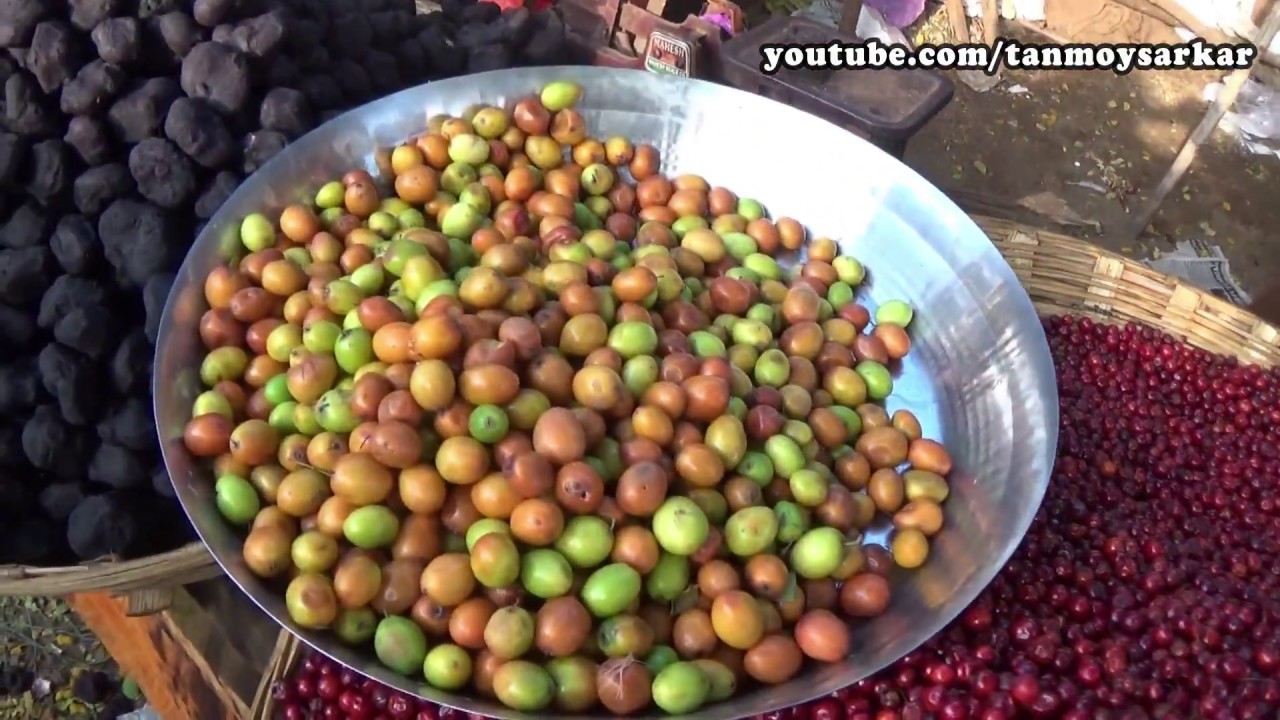 Singhara, Ber Fruit, Boiled Peanuts Of Mahalaxmi Mandir Area, Dahanu ...