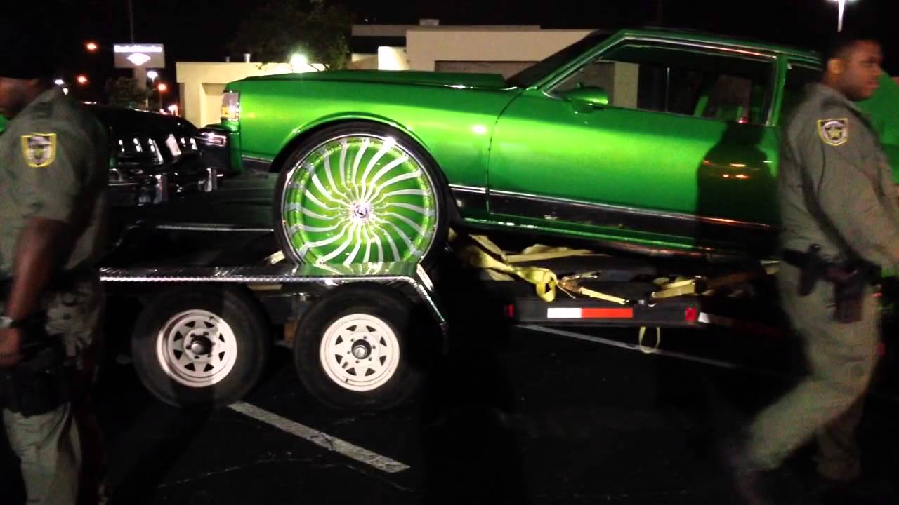 Car Show Customs Seth With The Box Chevy on 32s - YouTube