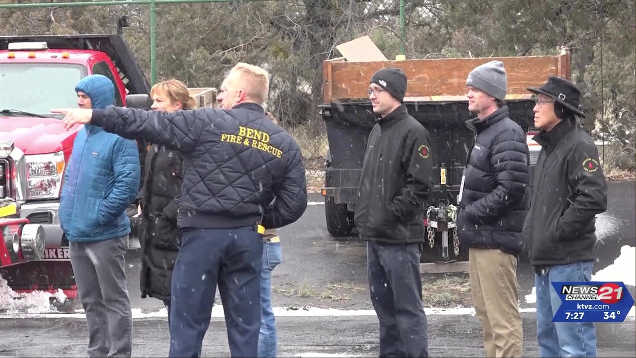 Bend Fire & Rescue holds mini-training academy for officials - YouTube