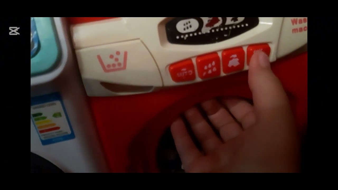 Experiment: 10 small smurf figures versus washing machine - YouTube