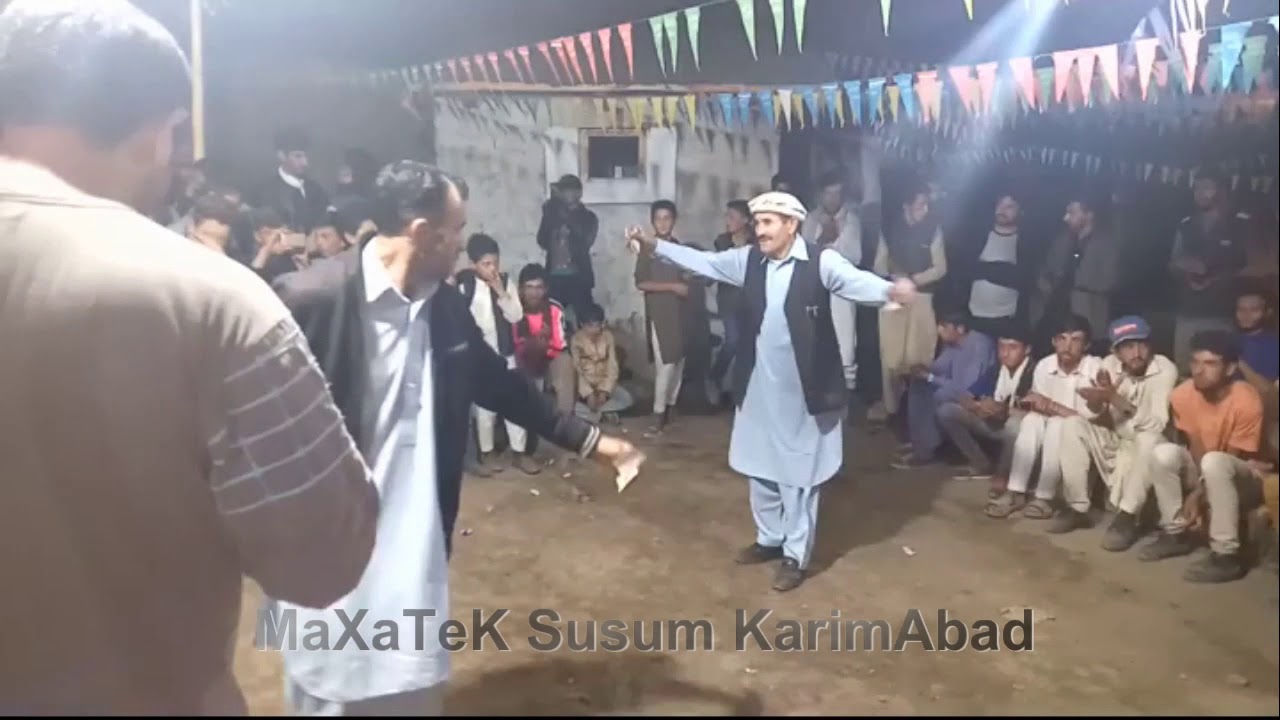 laghal jhuruni ma denaro | Dhool Ishtok | Chitrali Dance | Susoom ...