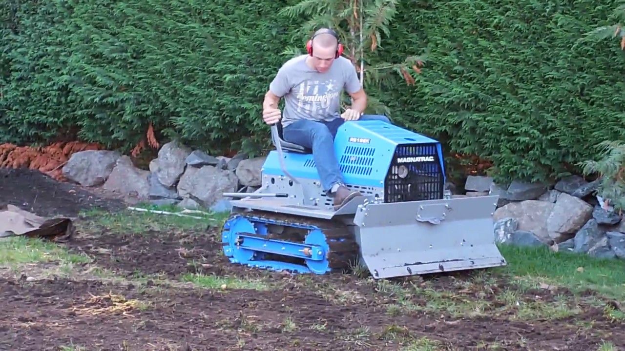 Ed trying out Dad's Struck RS/MD196 Mini Dozer - YouTube