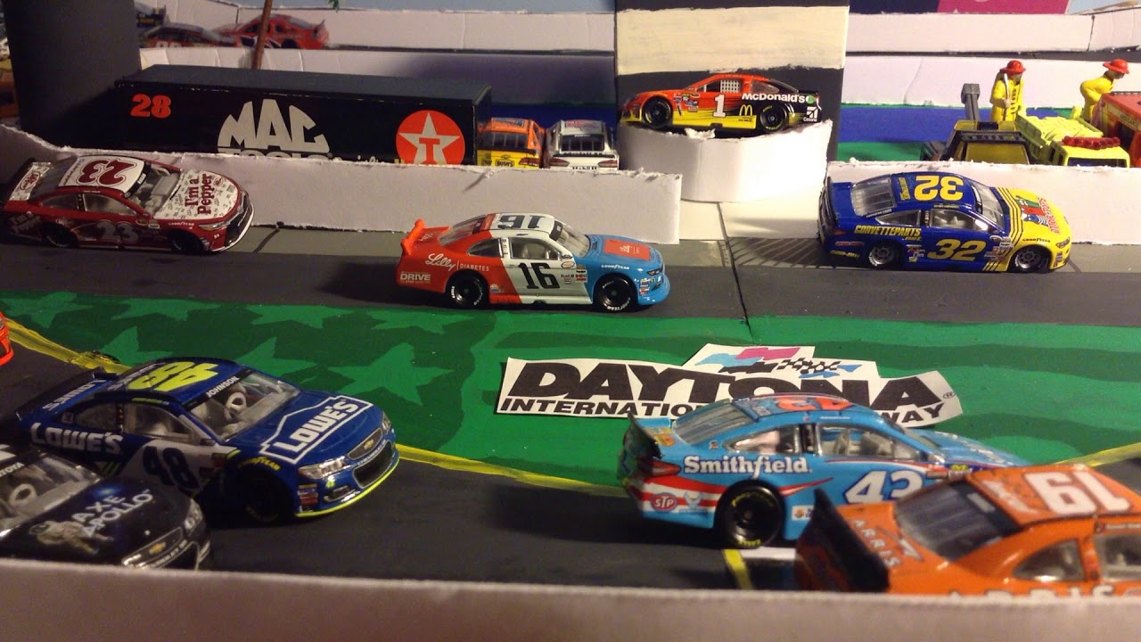 NASCAR Apple cup series season 2 race 5 - YouTube