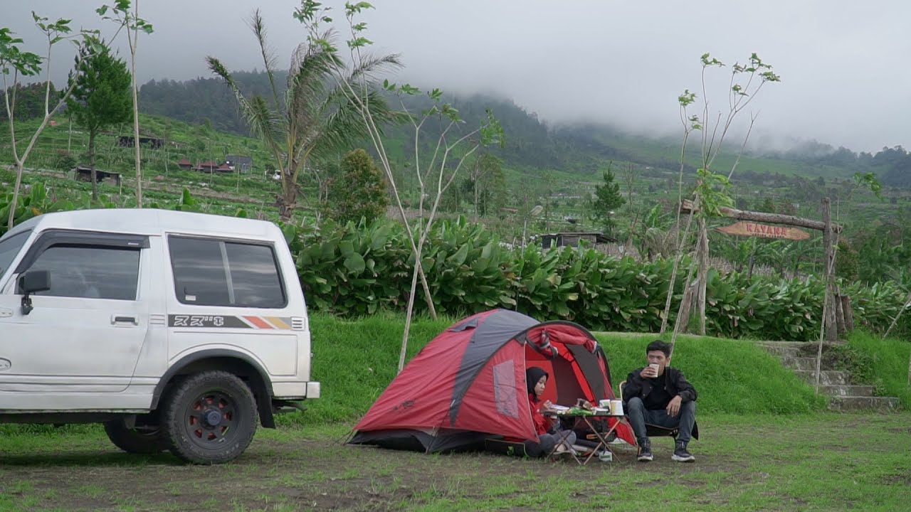 Camping di Kayana Camp ground, Badai dan kabut di lereng gunung Ungaran ...