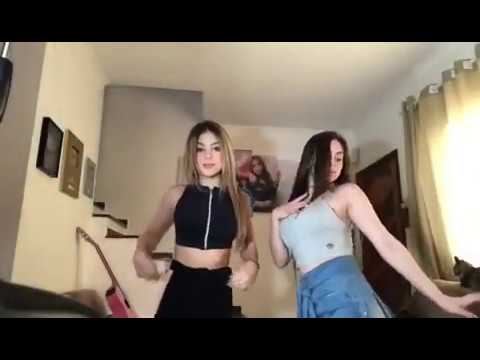 Bella Angel e Melody dançando #2