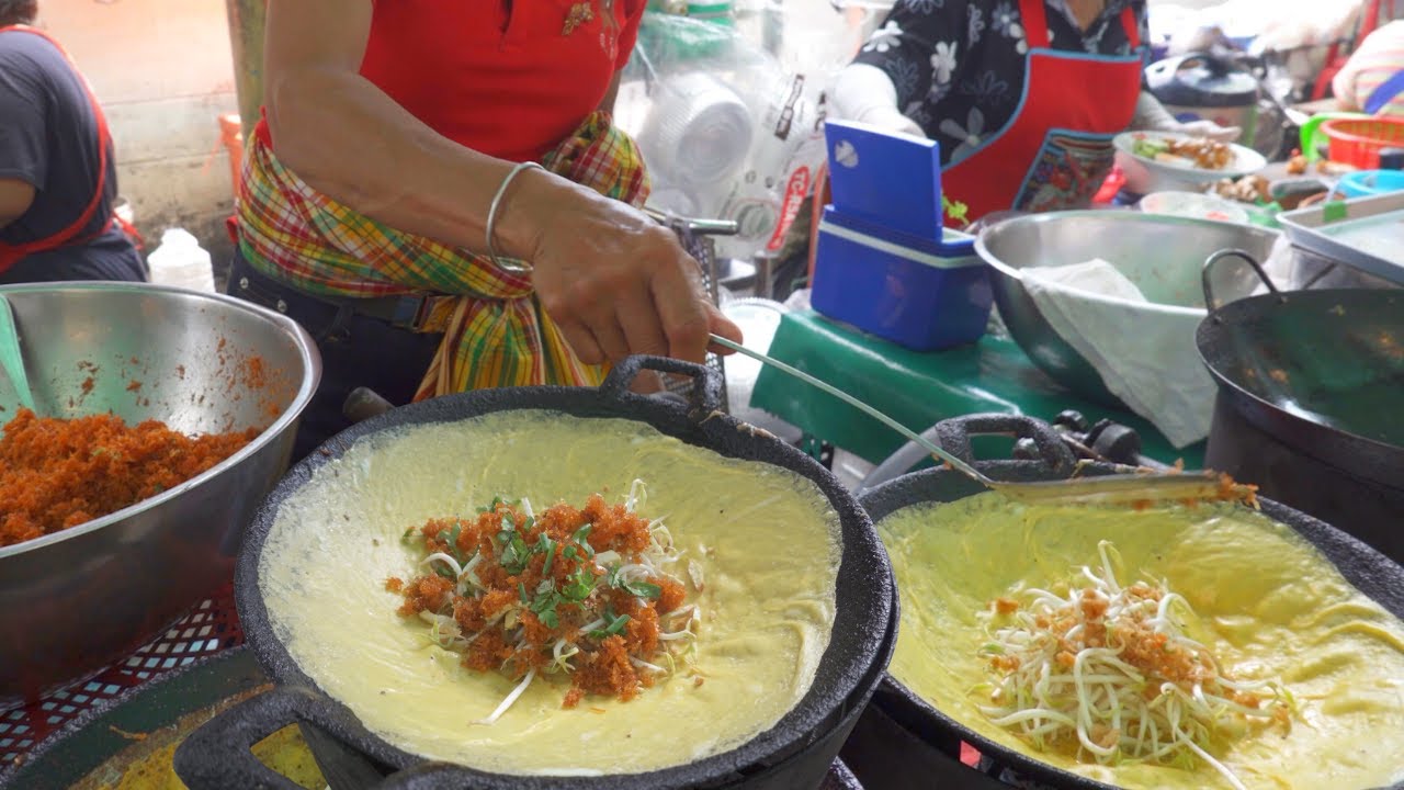 VIETNAMESE MIX THAI TRADITIONAL CREPES (Khanom Bueng Yuan) in Bangkok ...