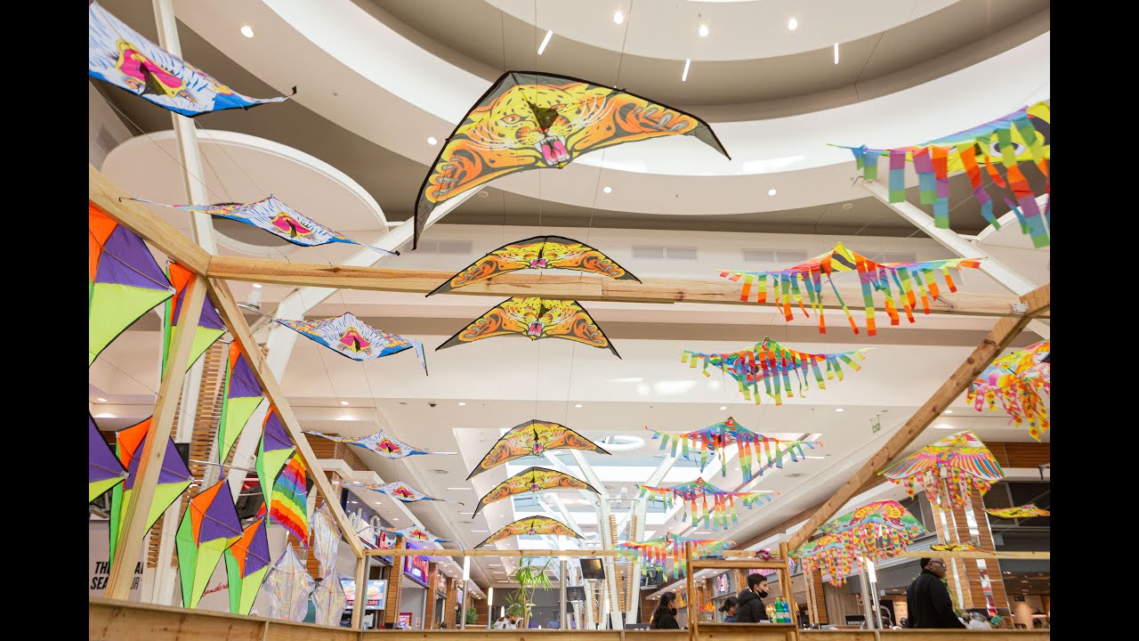 Kite Decorating Workshop at Liberty Promenade - YouTube