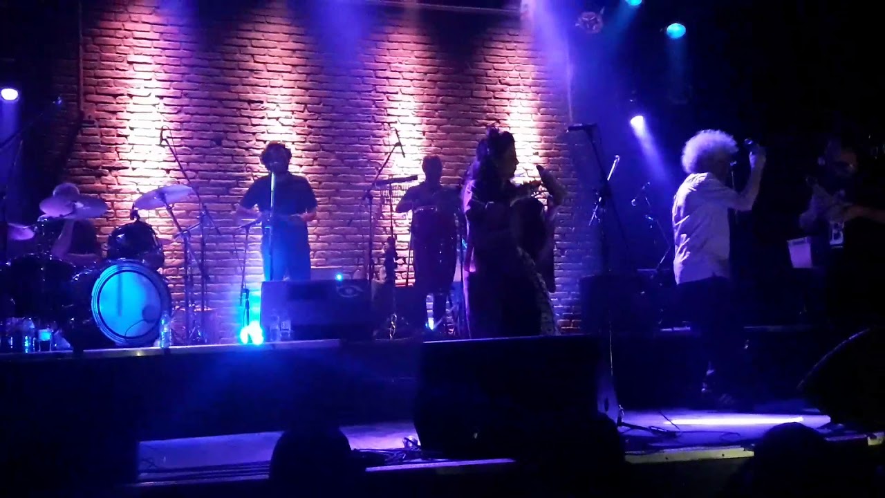 Vente conmigo / Mimi Maura el regreso con su banda en Niceto Club 07-10 ...