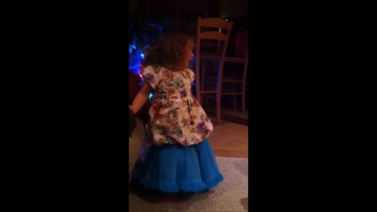 Silly Dancing Girl - YouTube