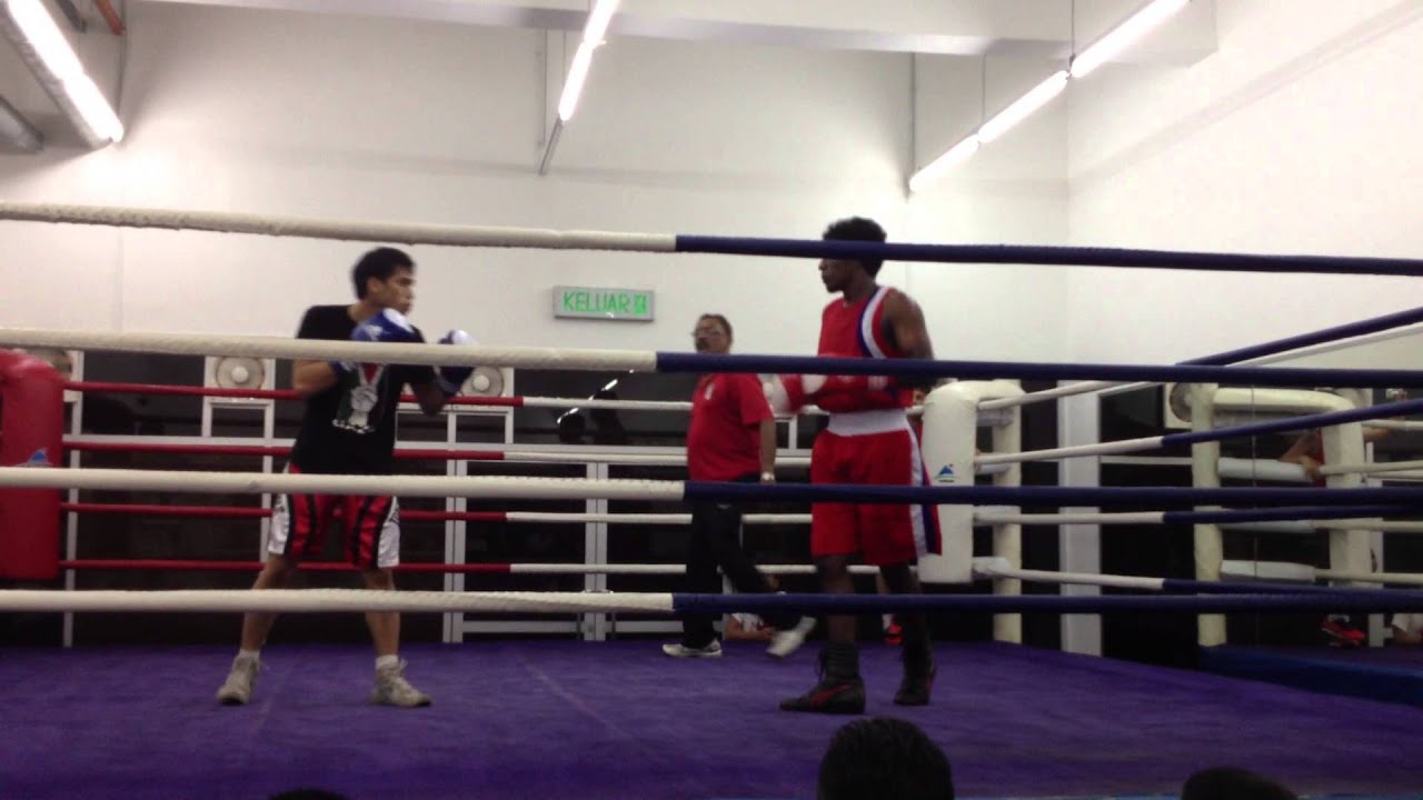 Boxing Fight at the Boxing Gym in KL - YouTube