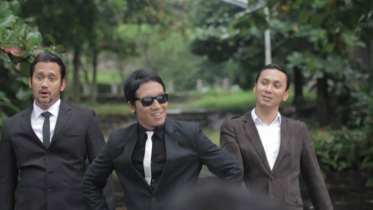 THE CASH - teaser - YouTube