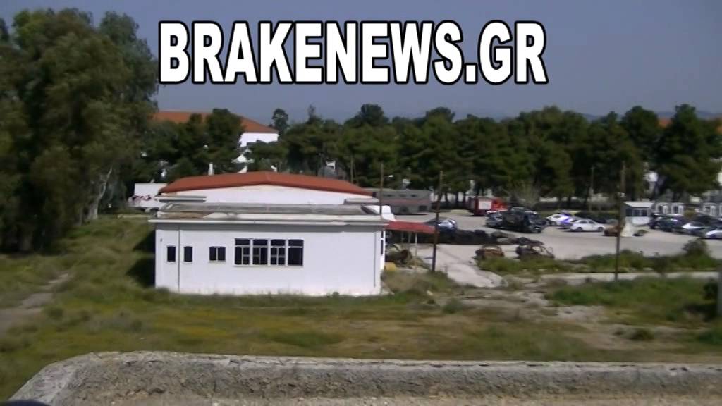 ΜΕΤΑΦΟΡΑ ΠΡΟΣΦΥΓΩΝ ΣΤΟ ΣΤΡΑΤΟΠΕΔΟ ΚΟΡΙΝΘΟΥ - YouTube