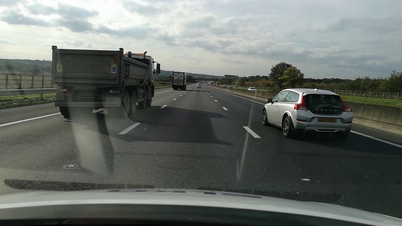 M25 junction 28 to Leytonstone E11 LR68 BXF 301019 - YouTube