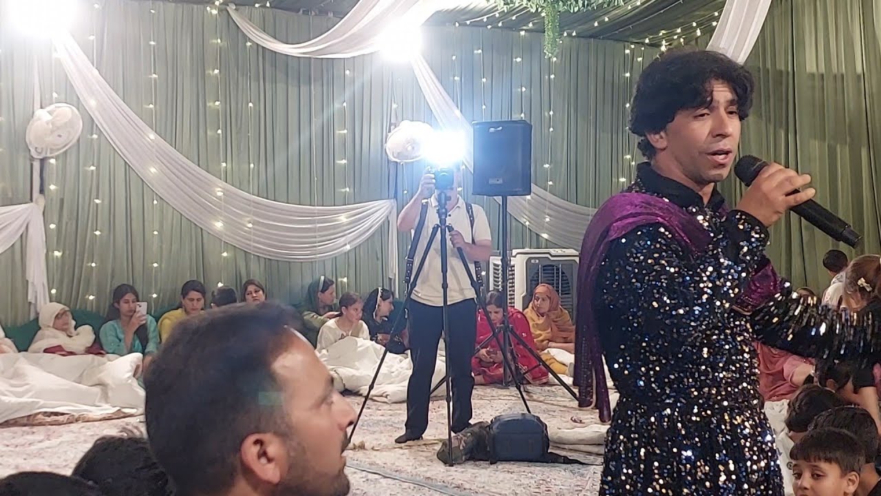 Singer nargis dancer // Bast Kashmiri Song 🎵 ♥️ 🎶 - YouTube