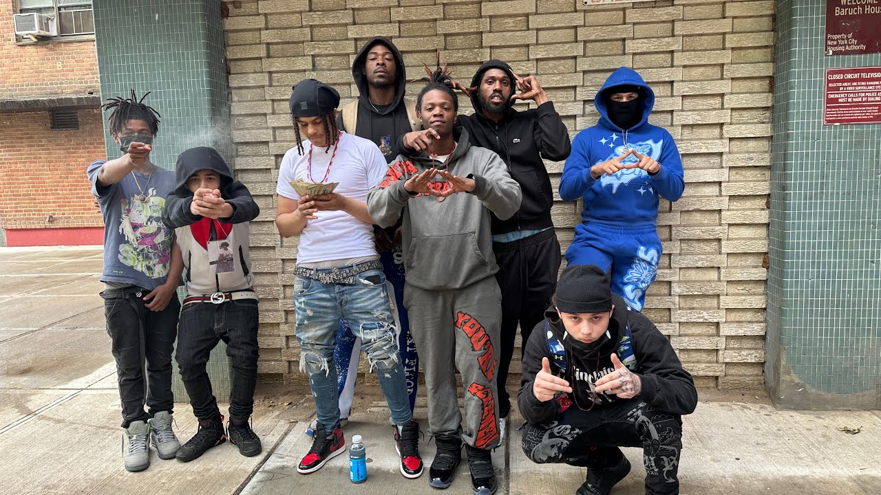 Sos B4L takes Starlife E to Manhattan’s most DANGEROUS hood | Bernard ...