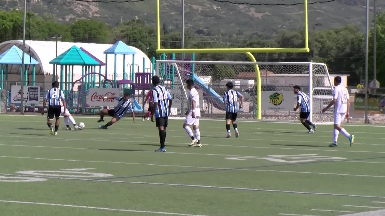 Corvids Stay Hot, Defeat Gremio 2-1 - YouTube