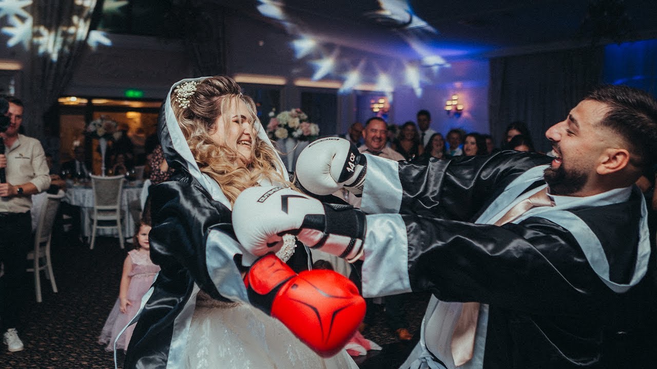 Bride Vs Groom / Wedding BOXING / Wedding Fight - YouTube