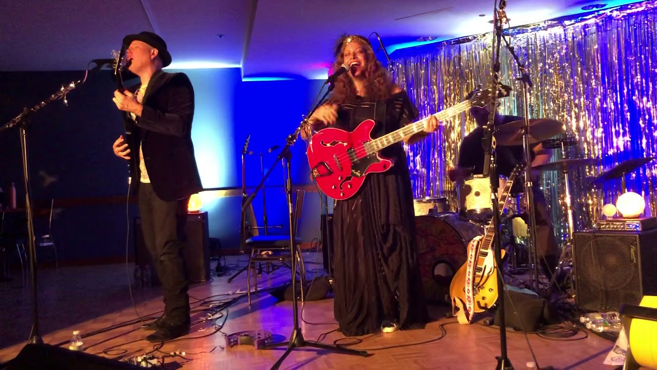 Dwight & Nicole, “Wait” - Regattabar - January 1st, 2019 - YouTube