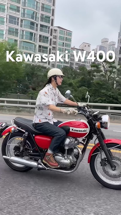 여름 라이딩은 언제나 좋아요. 다들 잘 달리고 계시죠? #w400 #kawasaki #bike - YouTube