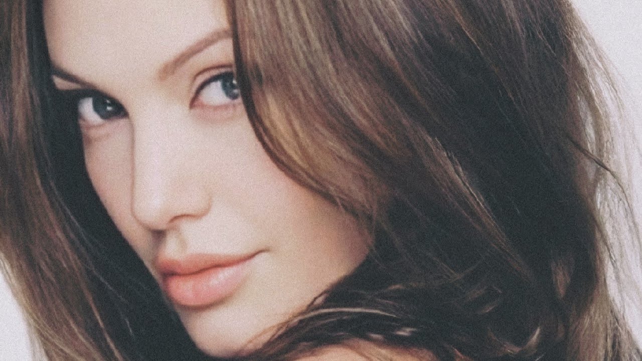 face cc of Angelina Jolie {doppelganger series} - YouTube
