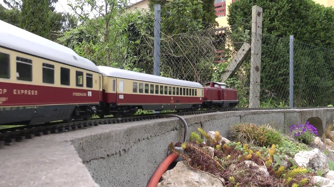 Marklin Rheingold Passenger Set Review - YouTube