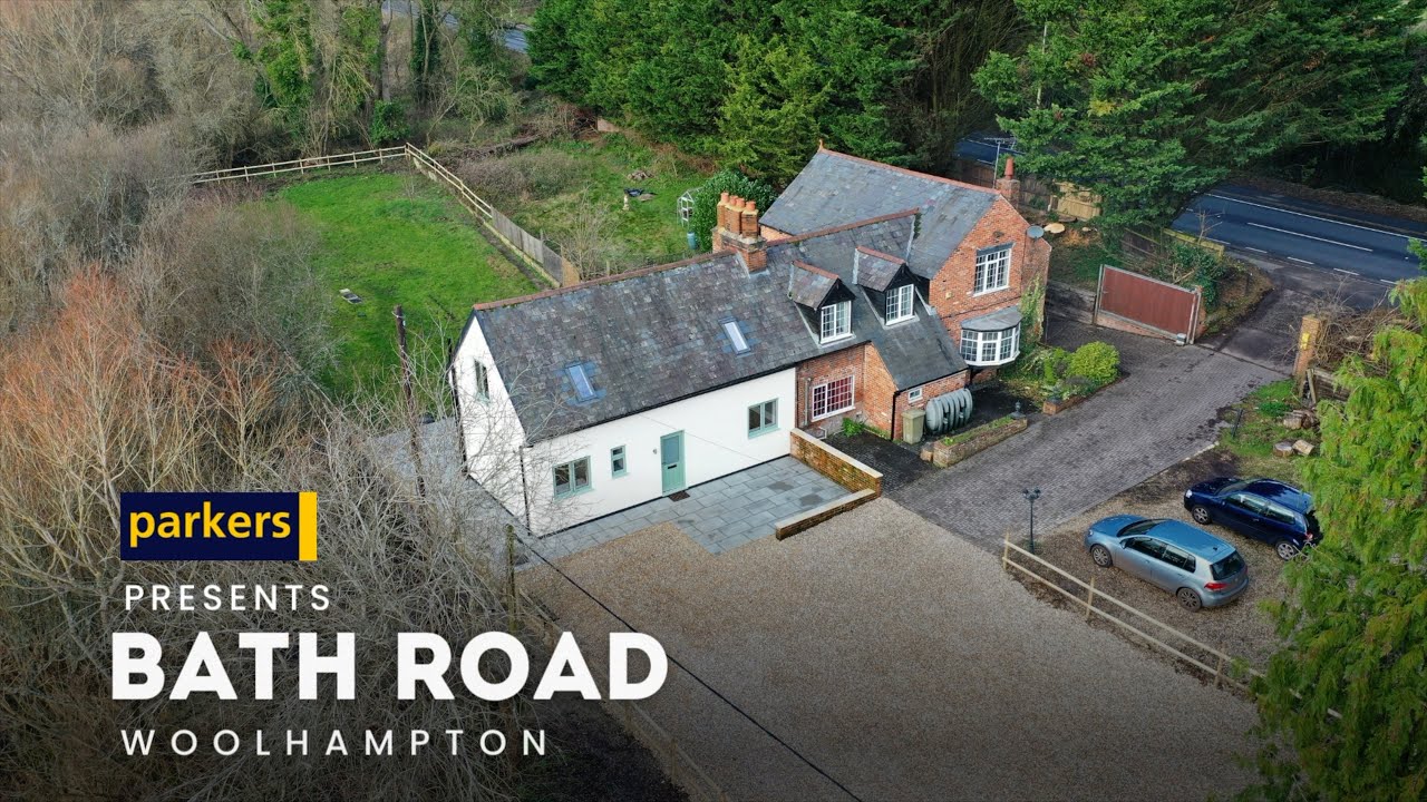 Stunning Three Bedroom Semi-Detached Home for Sale in Woolhampton 📍 ...