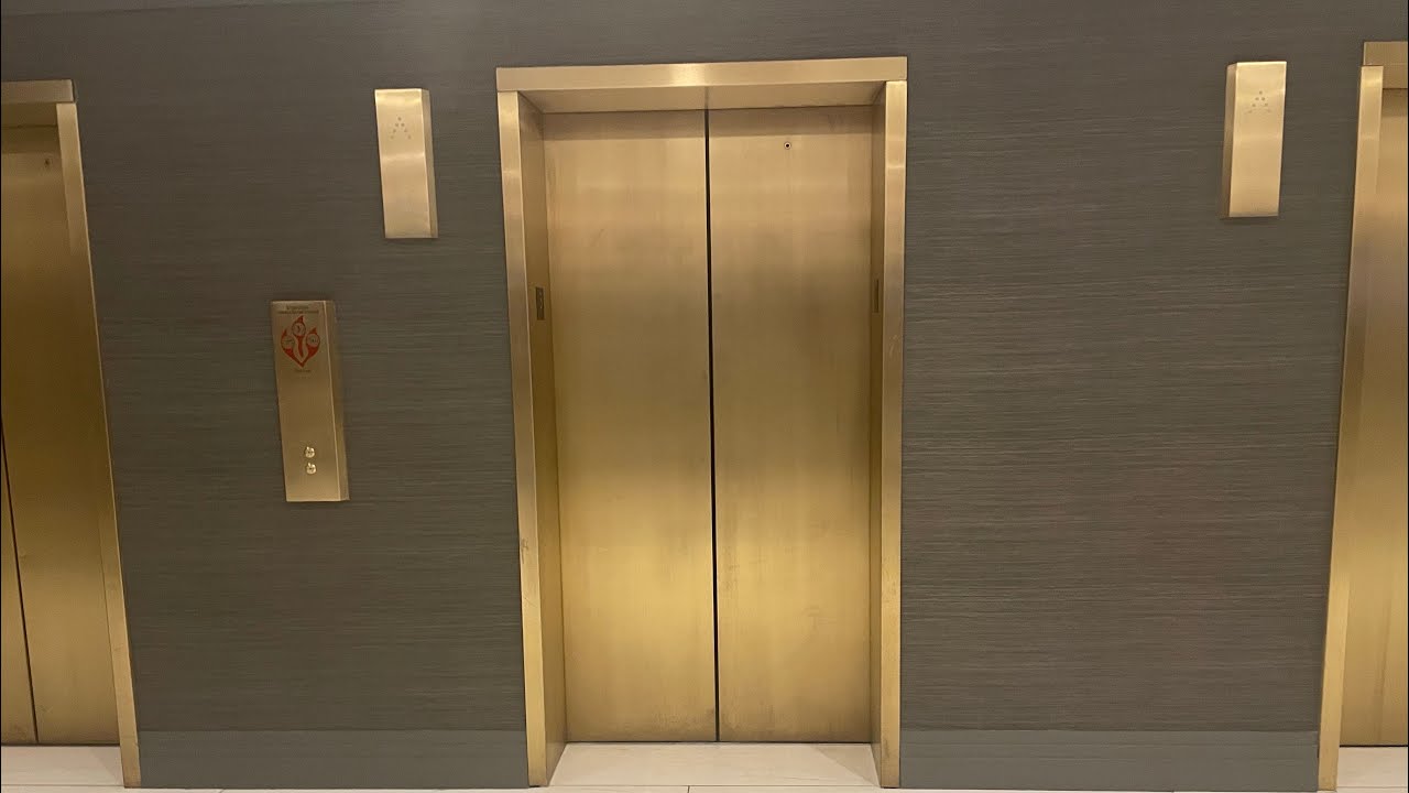 The amazing elevators at the Galt house, Louisville Kentucky - YouTube