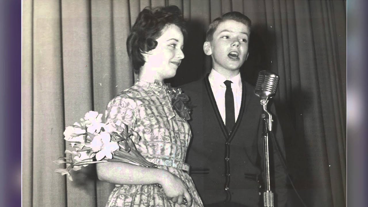 Ave Maria - Ronnie Tober - YouTube