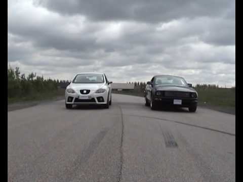 Fiat 500 Abarth vs Seat Leon FR² vs Ford Mustang V6 - YouTube