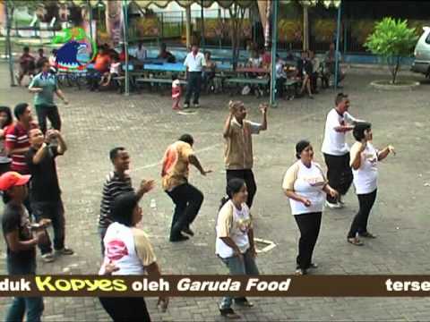 Trio Macan Ular Ft Sakuntala - Aku Bukan Bang Toyib