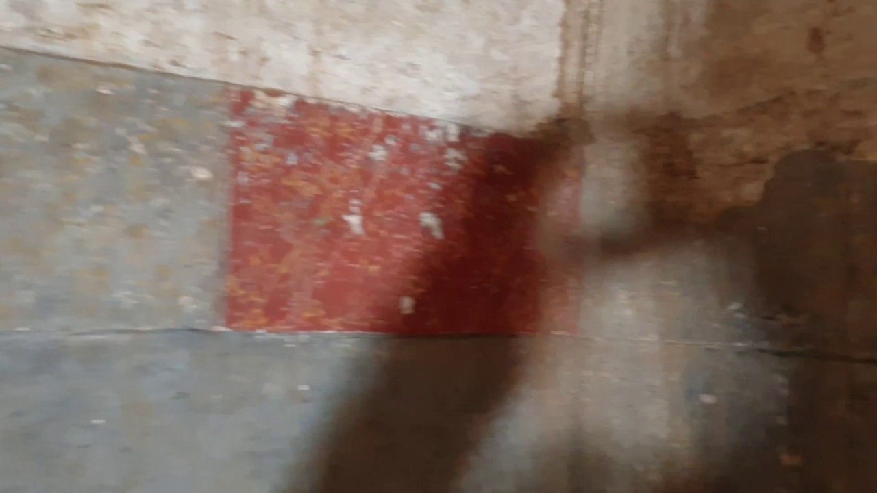 Camera funerara din Movila Documaci - YouTube