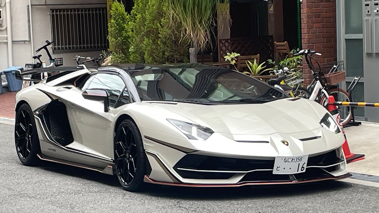 Lamborghini Aventador SVJ Backfire, Revs, and Walk Around in Osaka ...