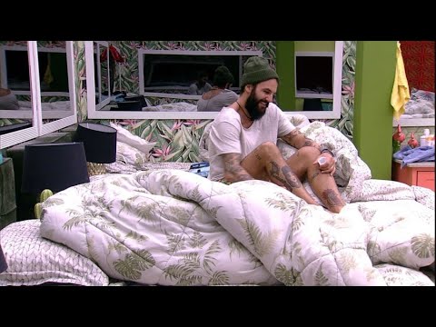 Gleici recebe novo beijo de Wagner