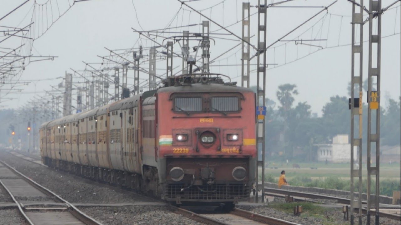 Mayurakshi Express skips NIMO Station - YouTube